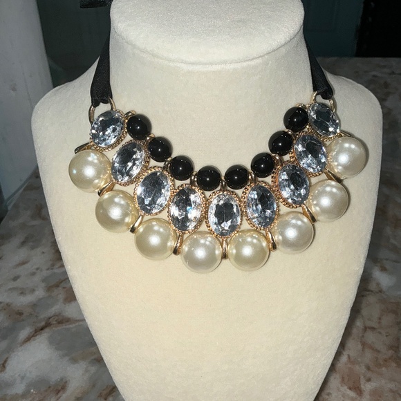 Source Unknown | Jewelry | Bubbles Big Faux Pearl Black Beads And Oval ...
